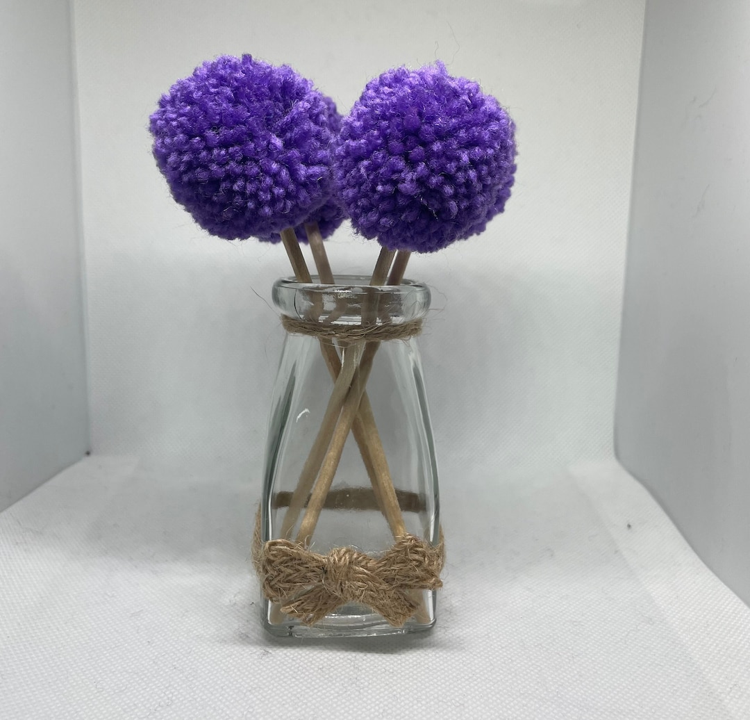 Mini Mauve Pom Pom Flowers in Glass Vase Home Shelf Decor Flower ...