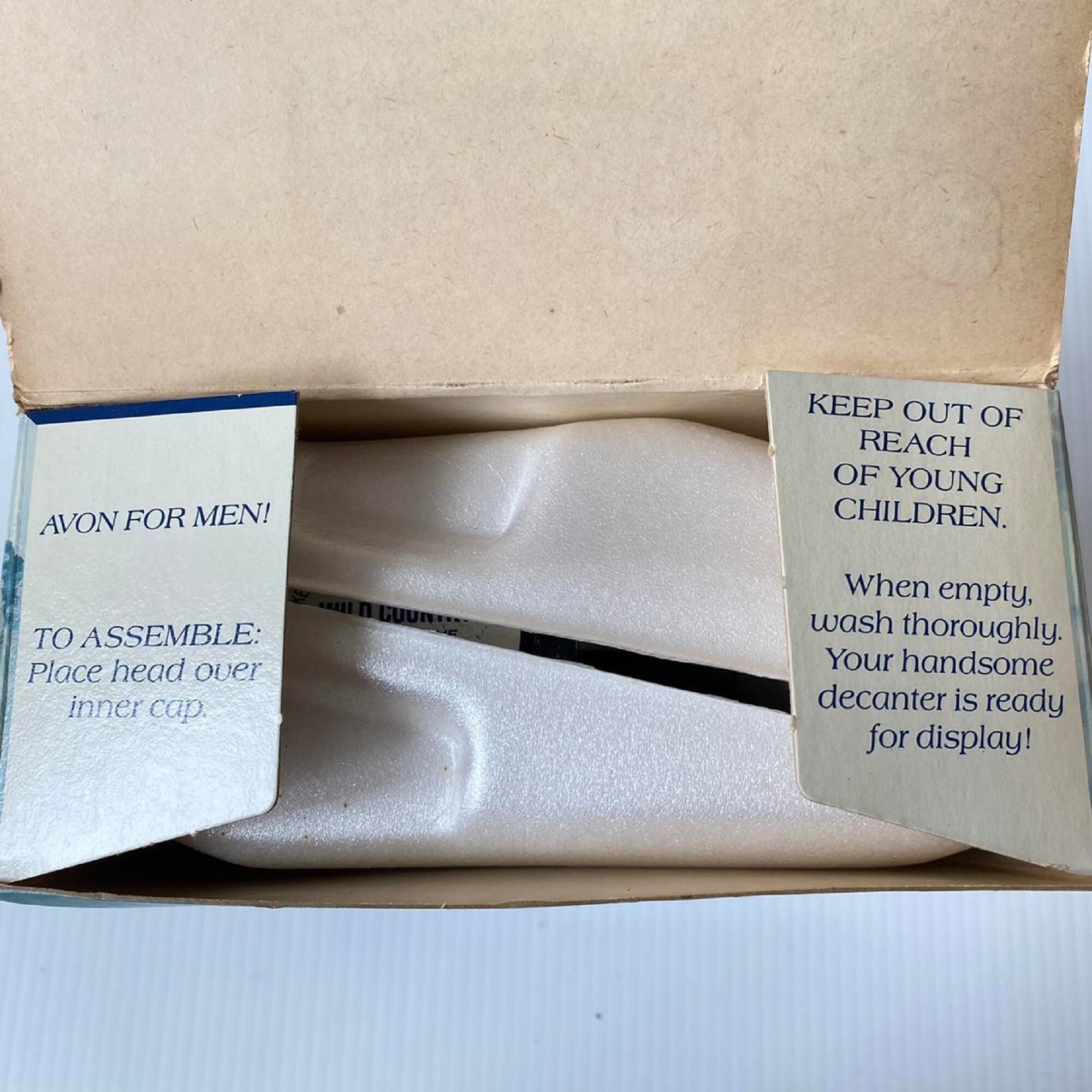 M524 Vintage Avon Sea Trophy Wild Country Decanter After Shave ...