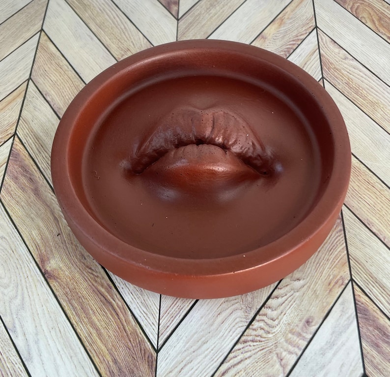 Incense Holder and Burner in Lip Shape - Etsy