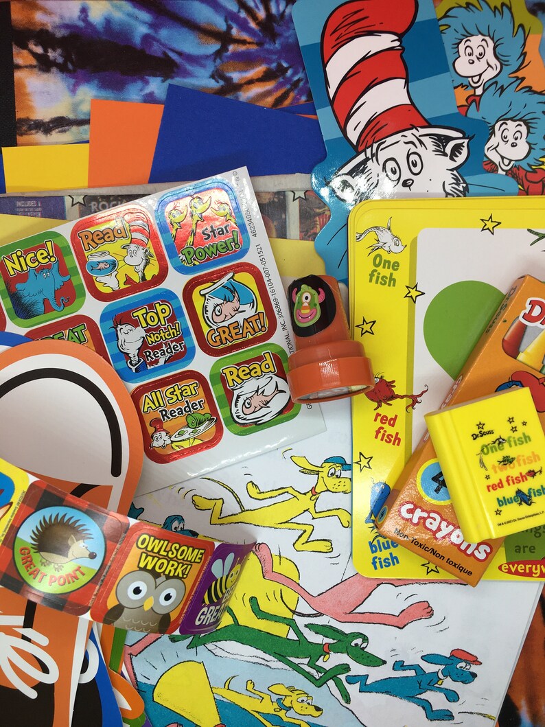 Cartoon Junk Journal Kit: Kids' Craft Activity Book (100+ Pcs) Dr Suess ...