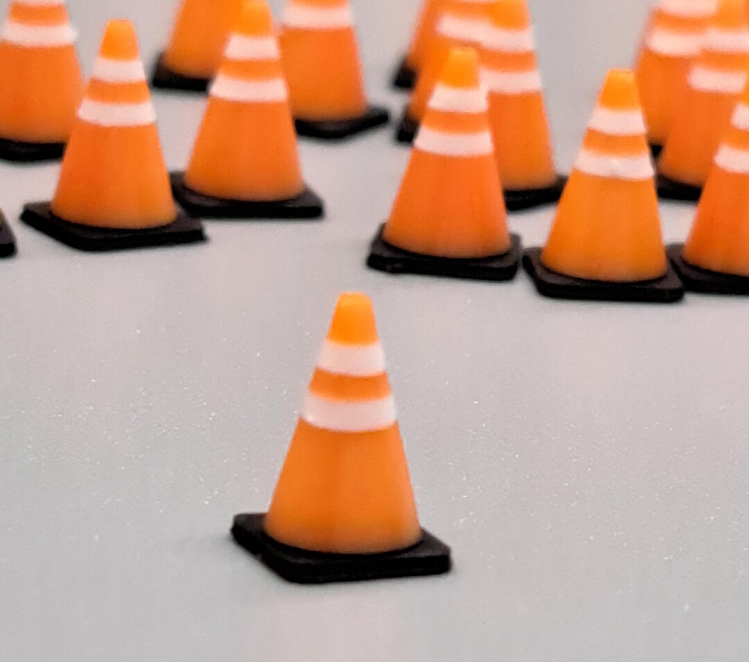 40 PC Pack - HO Scale Traffic Cones 1:87scale Model Railroad Street ...