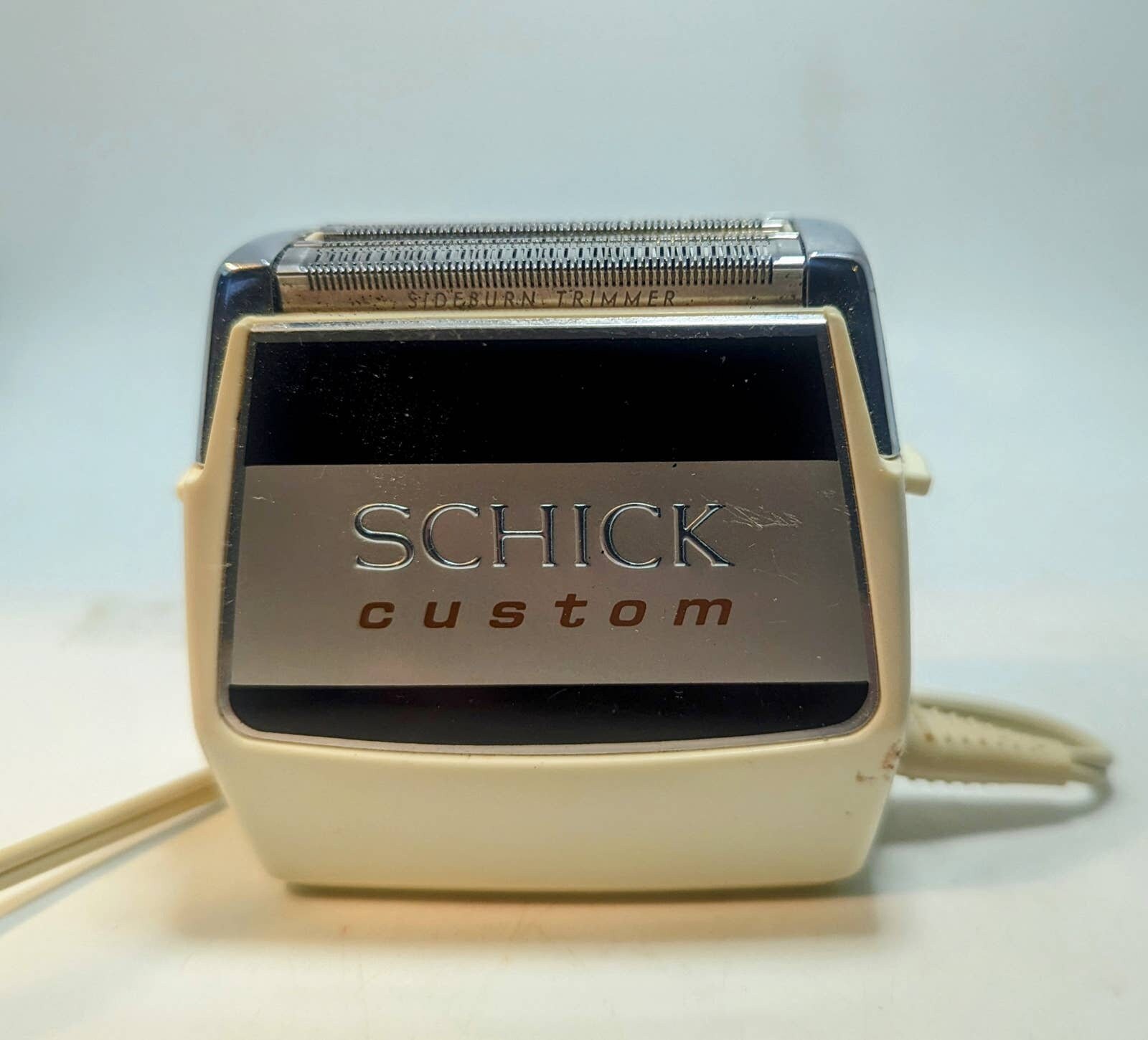 Vintage Schick Custom Comfort Control Electric Razor With Cord Like New ...
