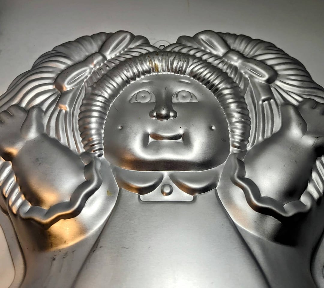 Wilton Vintage Cabbage Patch Kids Cake Pan Mold 1984 2105-1984 - Etsy