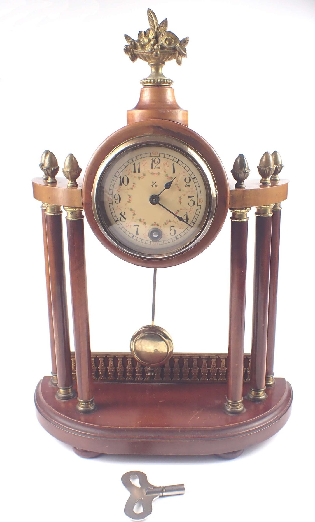 Shapely Portal Clock Column Clock Arrow Cross Wood Brass Functional 30 ...