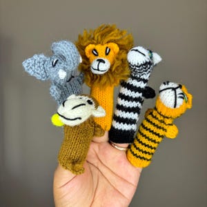 Handmade Wool Knit Finger Puppets Farm Animal (from 5 to 100 Units) - Etsy