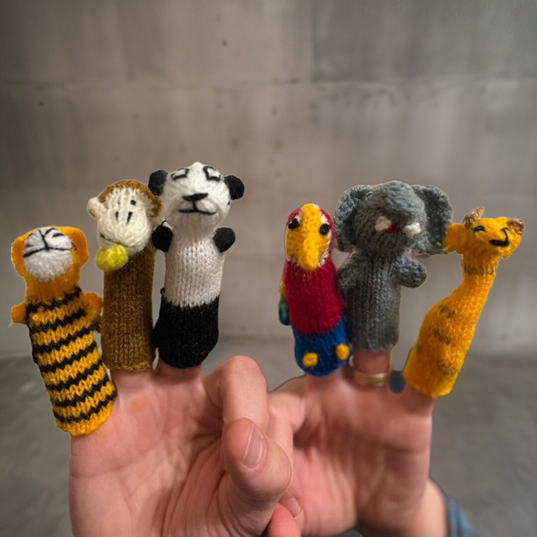 Handmade Knit Zoo Finger Puppets: Storytelling Set of 30 to 100 - Etsy