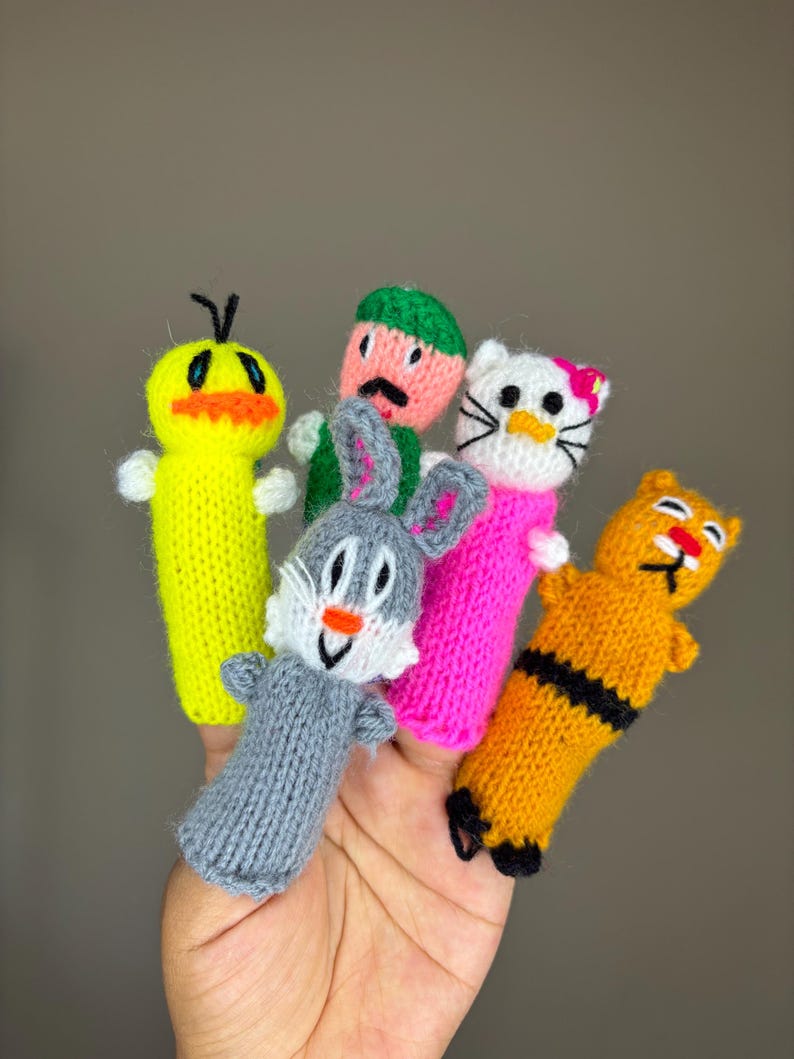 Handmade Wool Knit Finger Puppets Farm Animal (from 5 to 100 Units) - Etsy