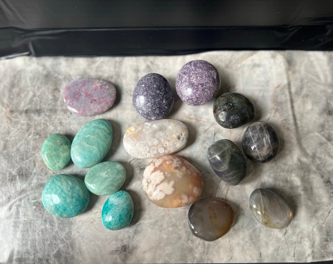 Mixed Crystal Tumbles | Crystal Palm Stones - Etsy