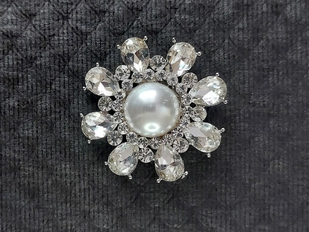 Magnetic Brooch Faux Pearl, Crystal and Silver Round Brooch, Magnetic ...