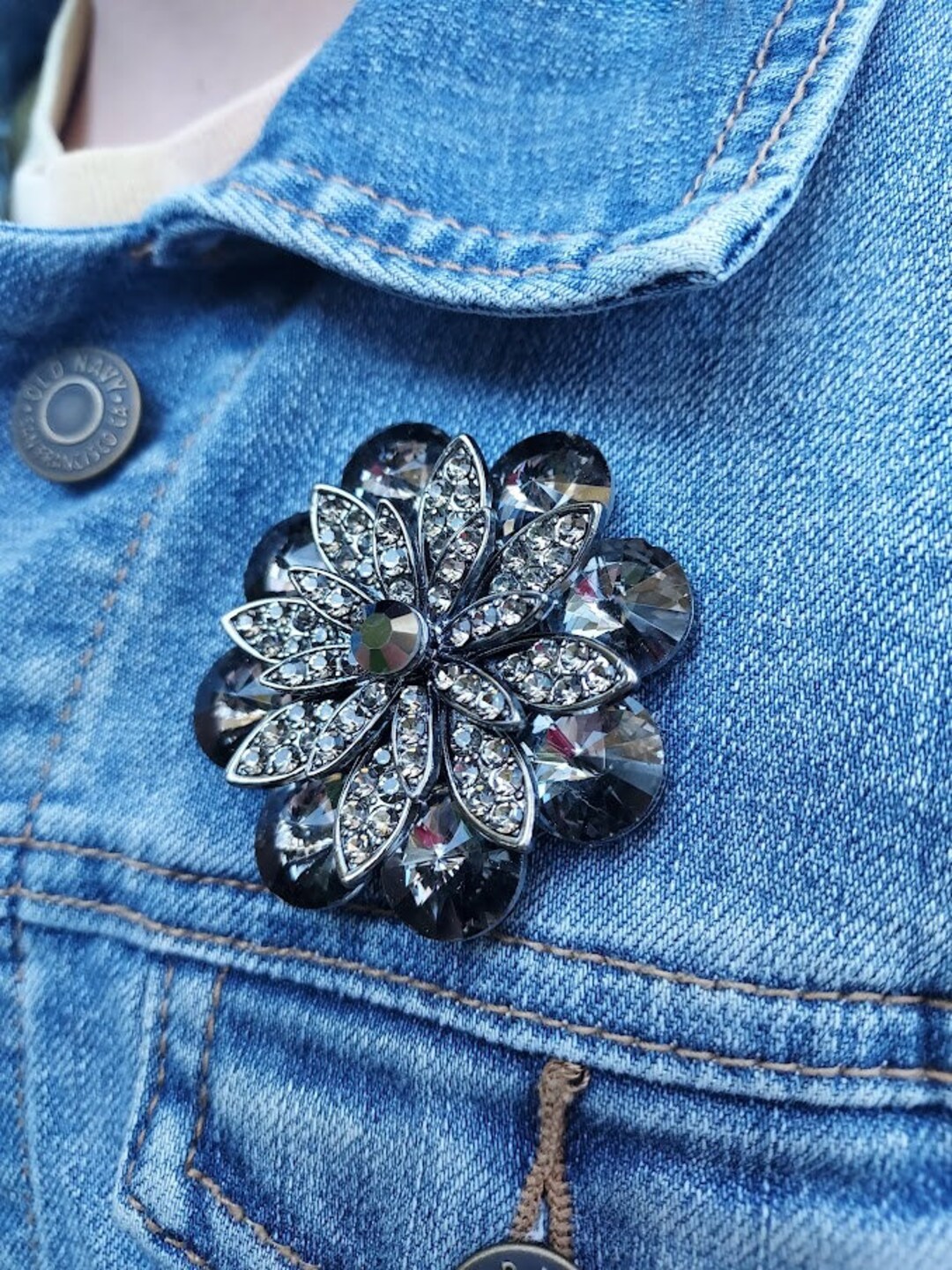 SALE Large Magnetic Black Diamond Crystal Floral Brooch. Scarf Brooch ...