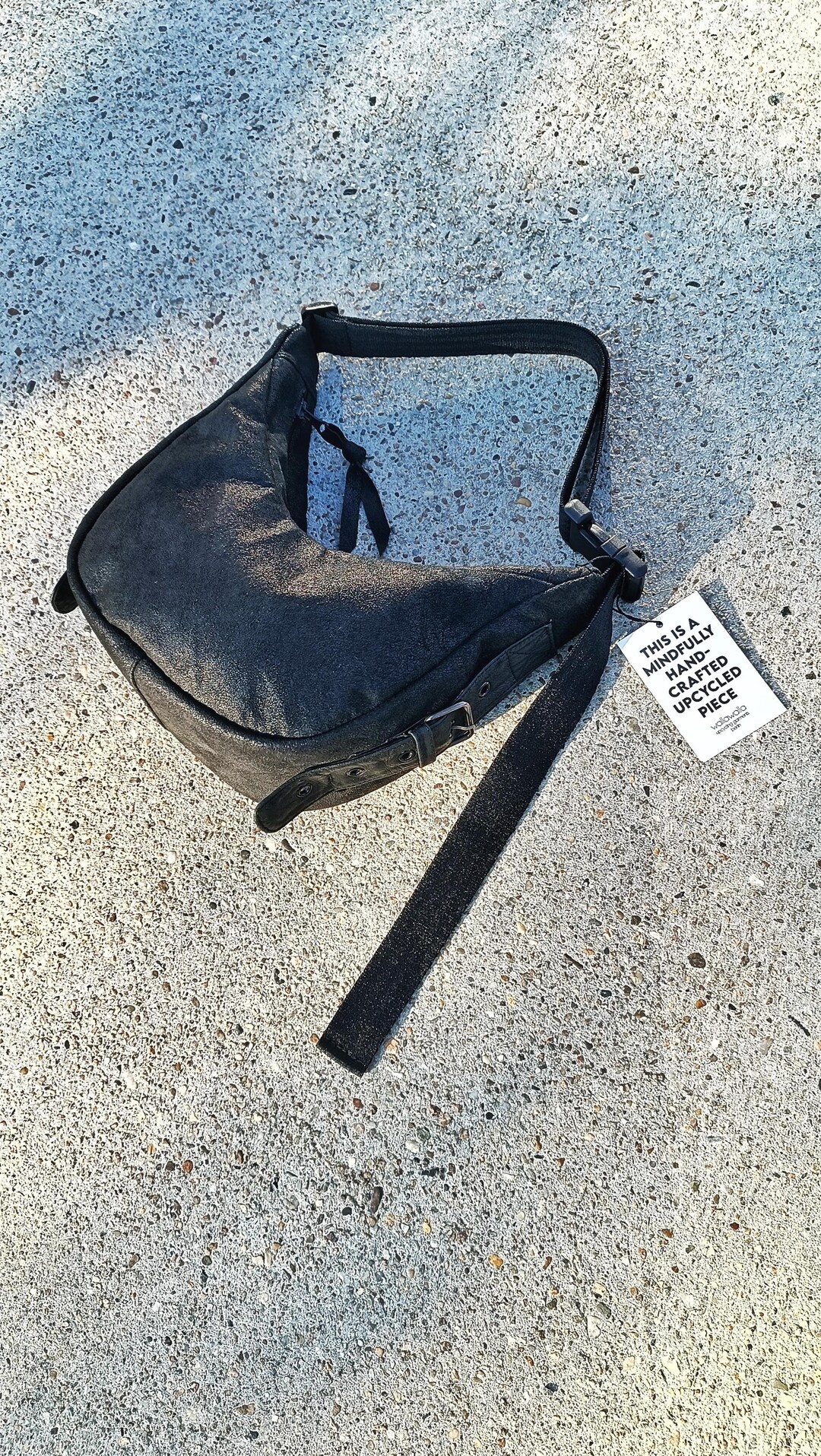 Two-ways-to-wear Bag puff Crossbody Bag, Baguette Bag, Handbag, Black ...