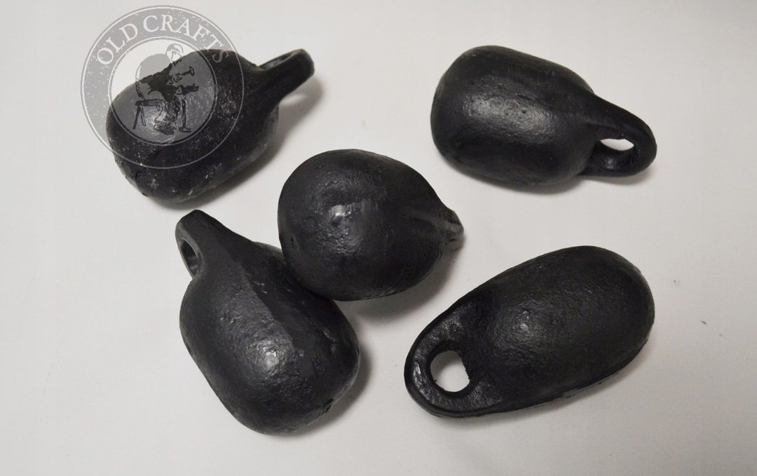 Chimney Sweeper's Essential: Cast Iron Cleaning Ball Heavy Duty ...