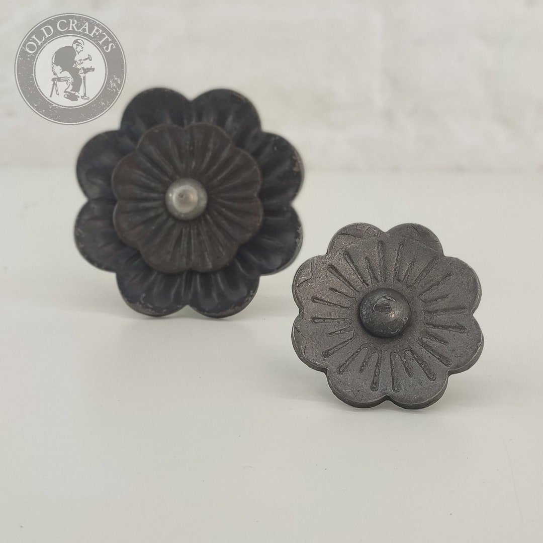 Flowers Rosette Ornament, Metal Flower, Cast Iron Flower Rosette, Iron ...