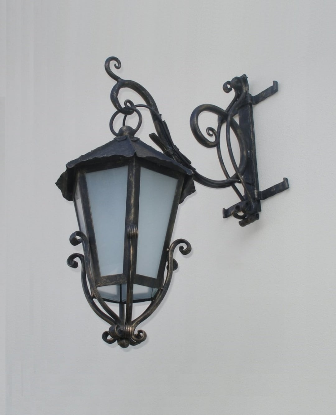 Victorian Style Outdoor Light, Decorative Metal Home Lantern, Victorian ...