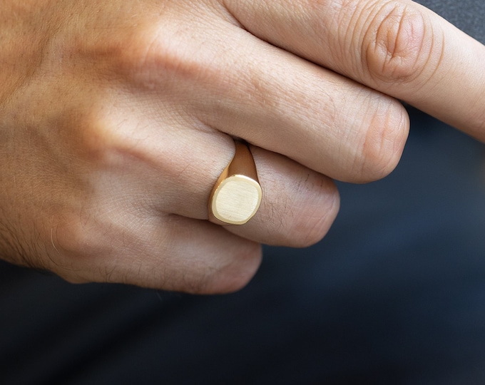 Men's Gold Square Signet Ring / 14k Gold Engraved Signet Ring for Men ...