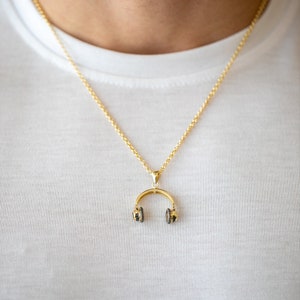Men's 14K Yellow Gold DJ Necklace, Solid Gold Headphone Necklace, Gold ...