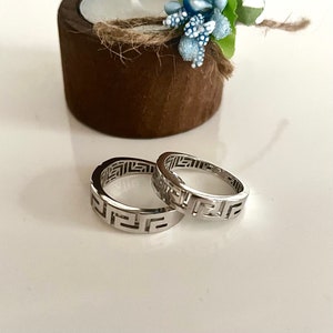 14K Solid Gold Greek Key Ring, Labyrinth Ring, Gold Meander Symbol Ring ...