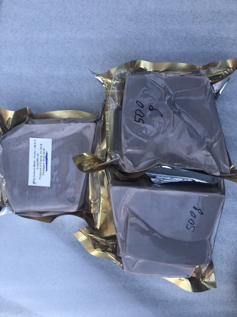 Sodium Metal Element Natrium Soft Alkali Metal 99.8% Pure Packed in ...