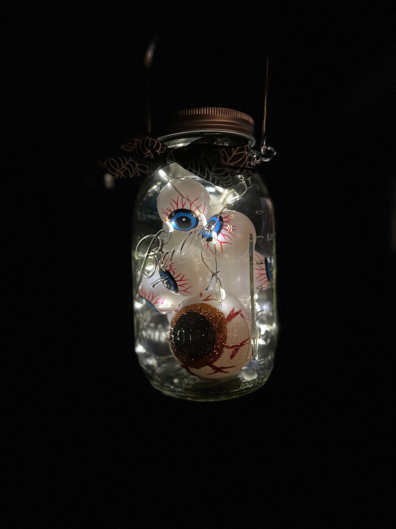 Halloween Eyeball Hanging Mason Jar Solar Lantern, Halloween Spooky ...