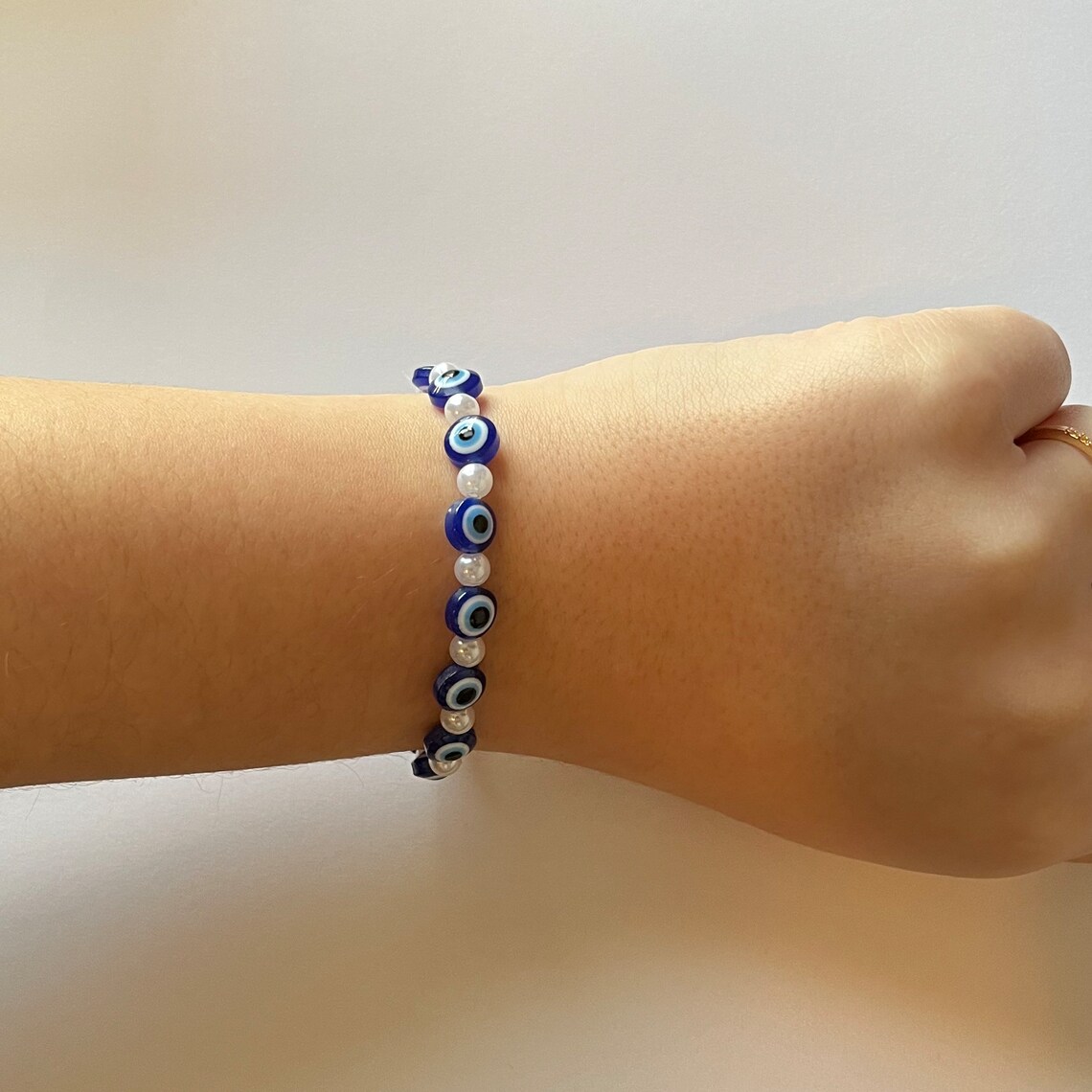 Greek Mati Bracelet - Traditional Plastic Evil Eye and Faux Pearl Beads ...