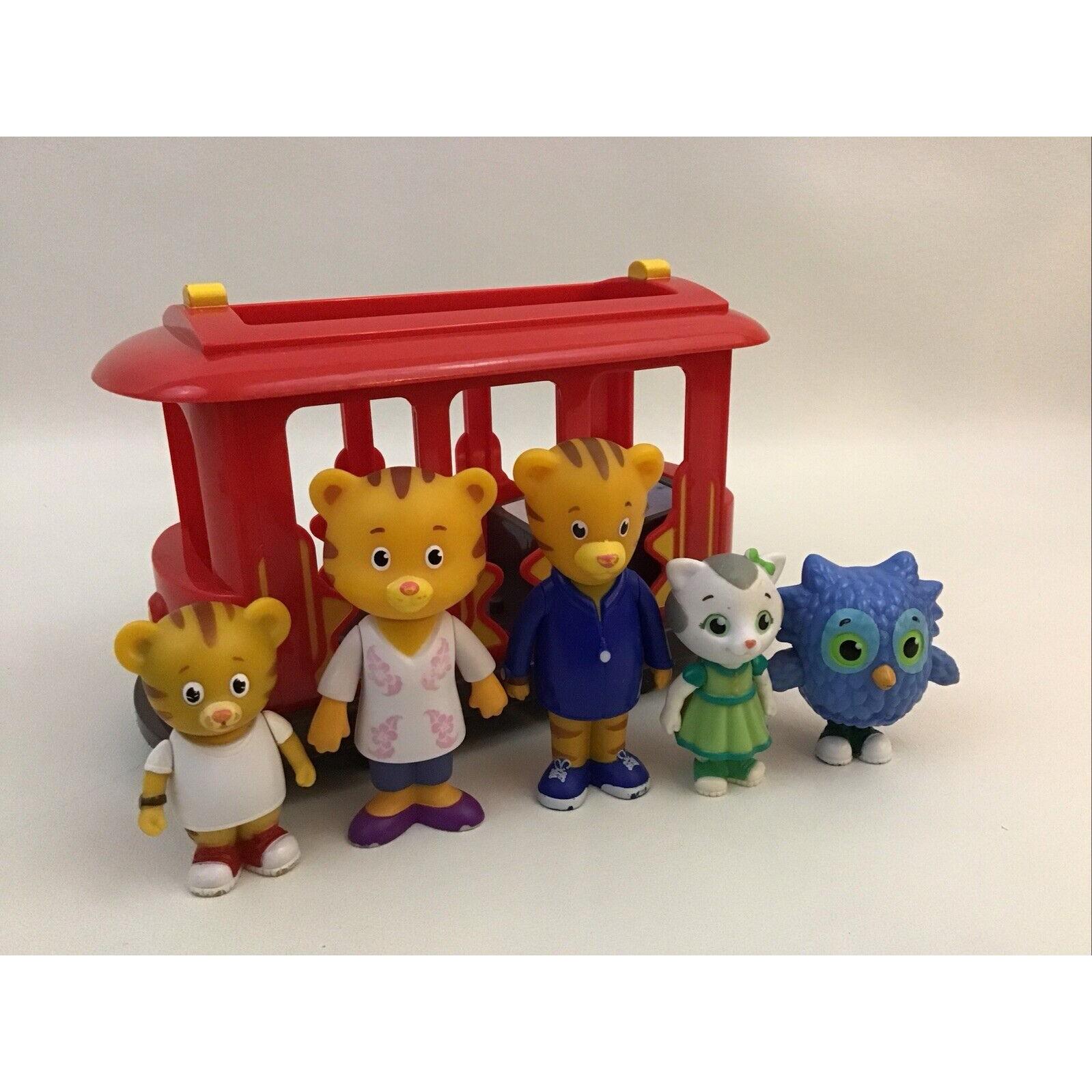 Daniel Tigers Neighborhood Pull Back Trolley W Daniel Tiger Figure and ...