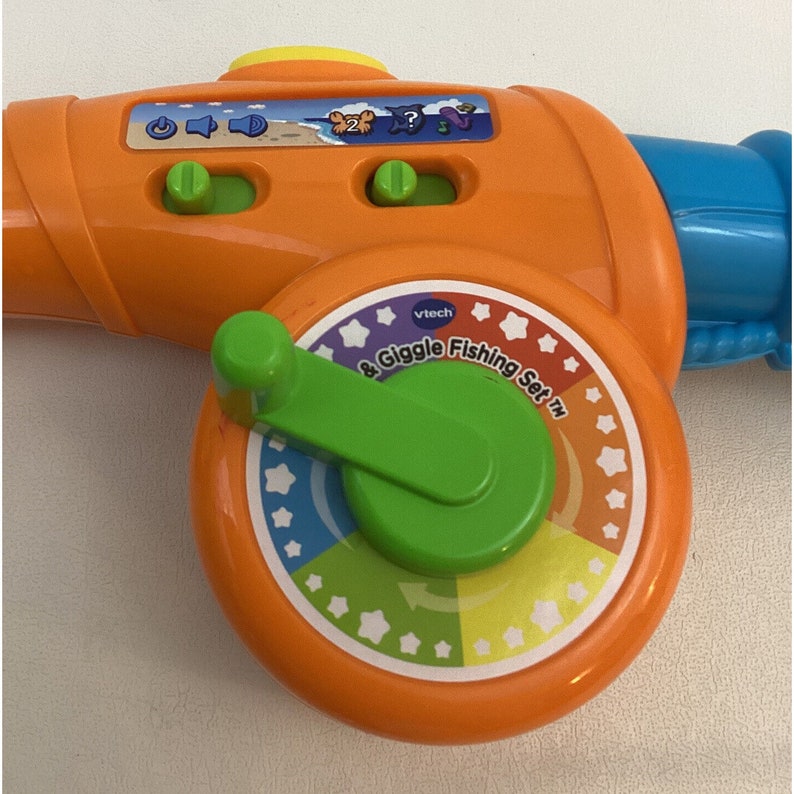 Vtech Jiggle & Giggle Fishing Fun Playset Smart Pole Light up Bobber ...