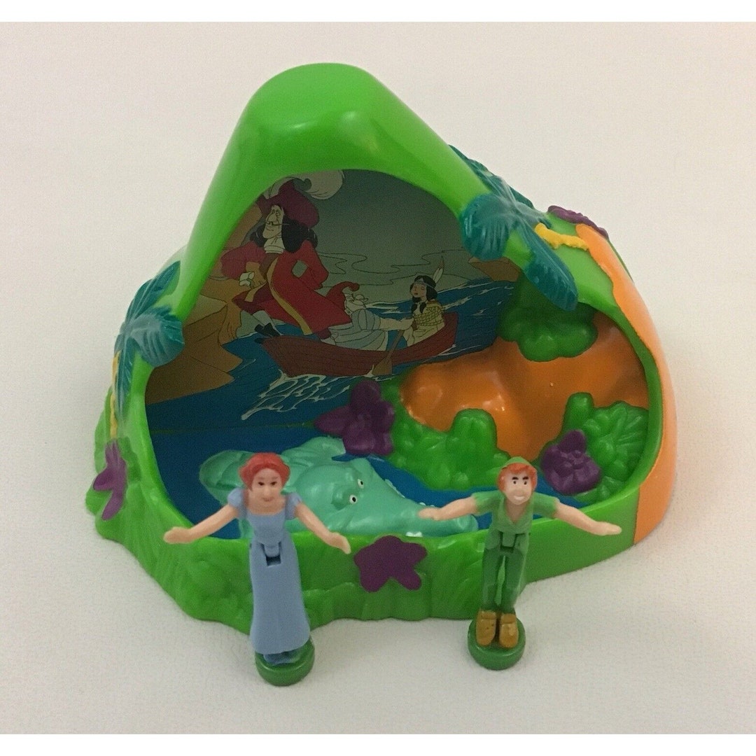 Disney Magic Kingdom Magical Miniatures Peter Pan Wendy Figures ...