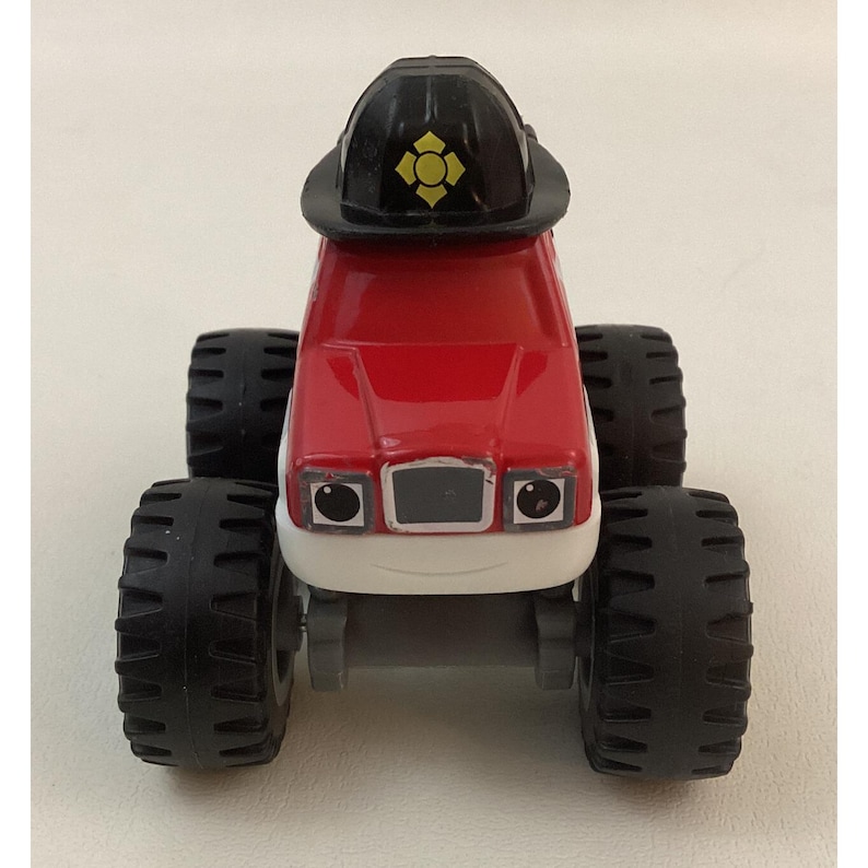 Blaze and the Monster Machines Fire Rescue Blaze Firefighter Vehicle ...
