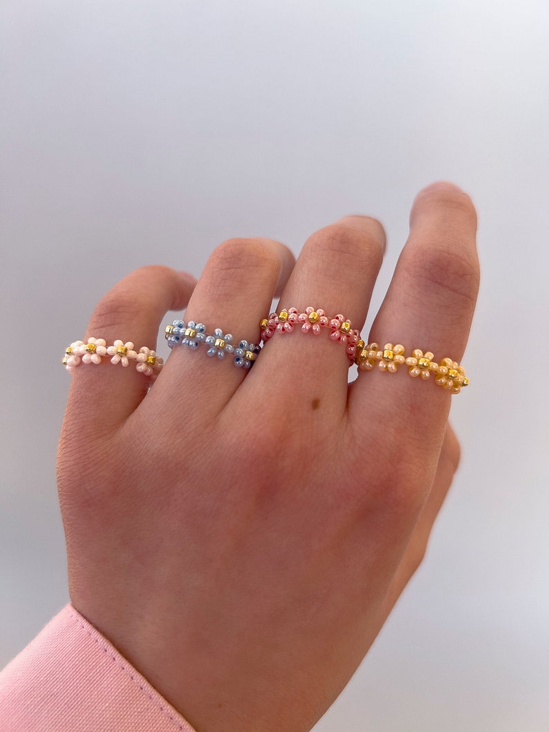Set of Beaded Flower Rings - Etsy