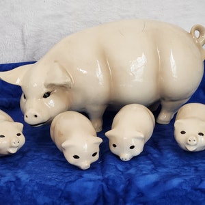 Porcelain Mama Pig and 4 Baby Pigs Farmhouse Animals - Etsy
