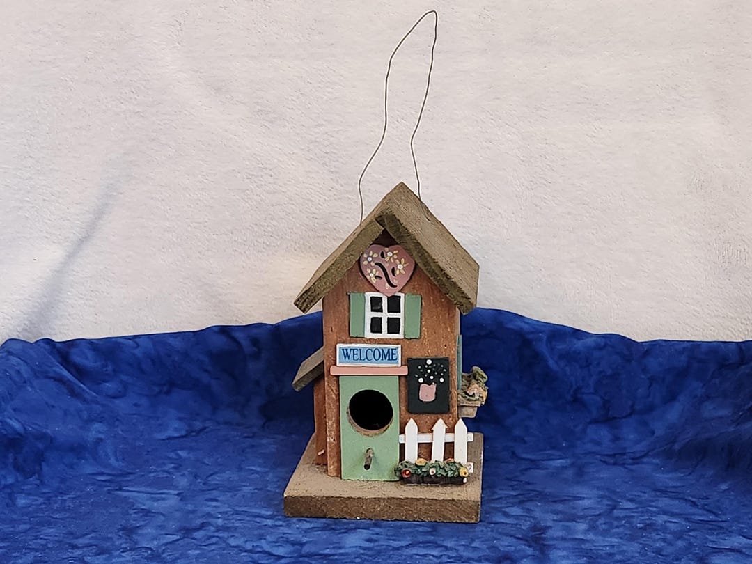 Birdhouse Little House With Welcome Sign White Picket Fence Flower ...