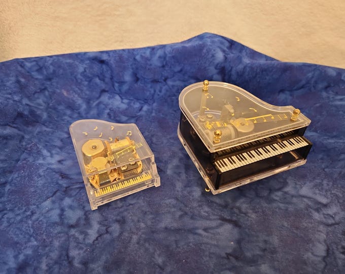 Grand Piano Sankyo Clear Lucite Mini Music Box With Gold Trim Playing ...