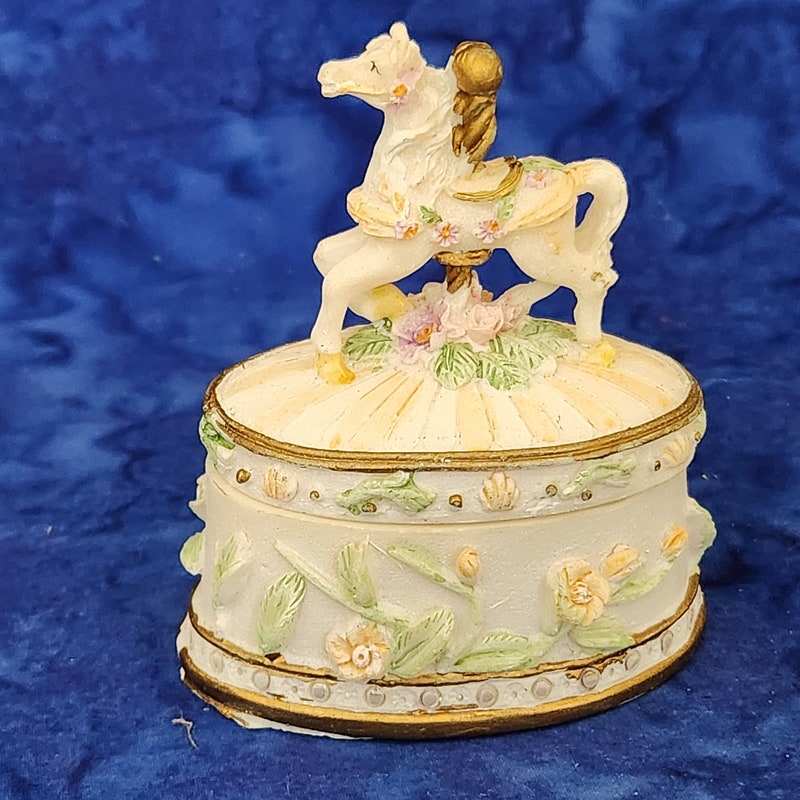 Jewelry Carousel - Etsy