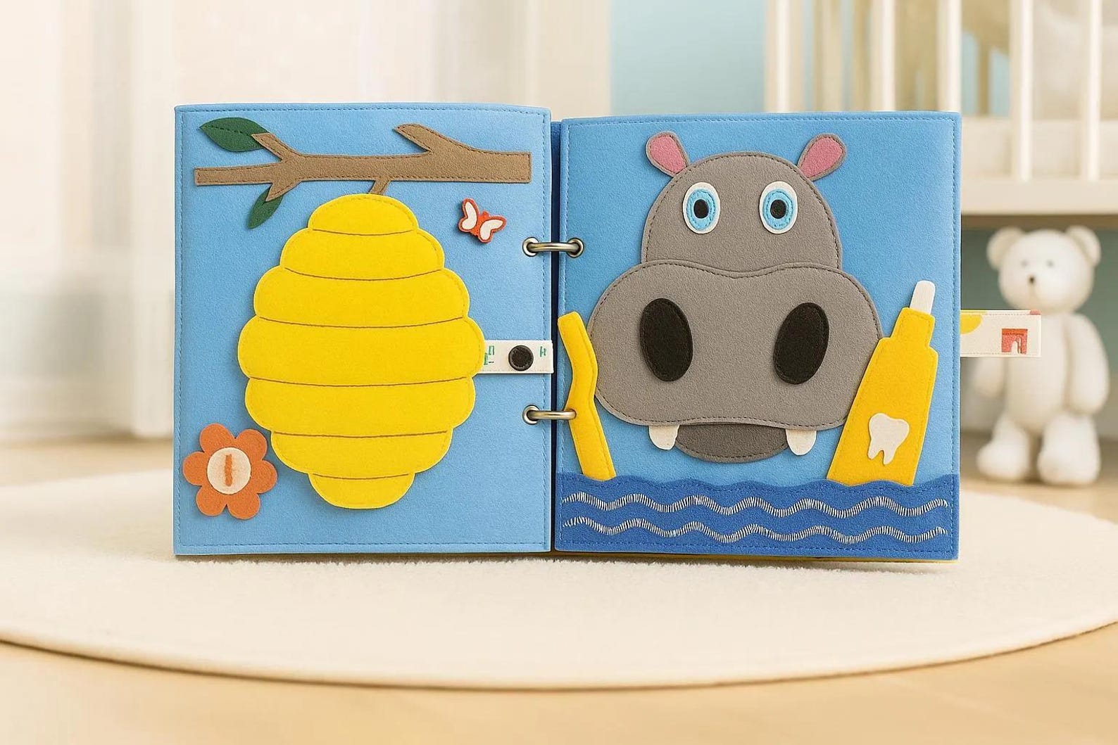 Travel Busy Book Toy, Quiet Activity Book for Fine Motor Skills, Felt ...