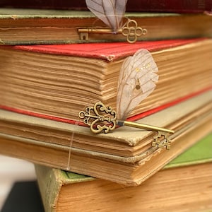 Magical Flying Keys! Christmas Tree Winged Keys, Magic Party Decor ...