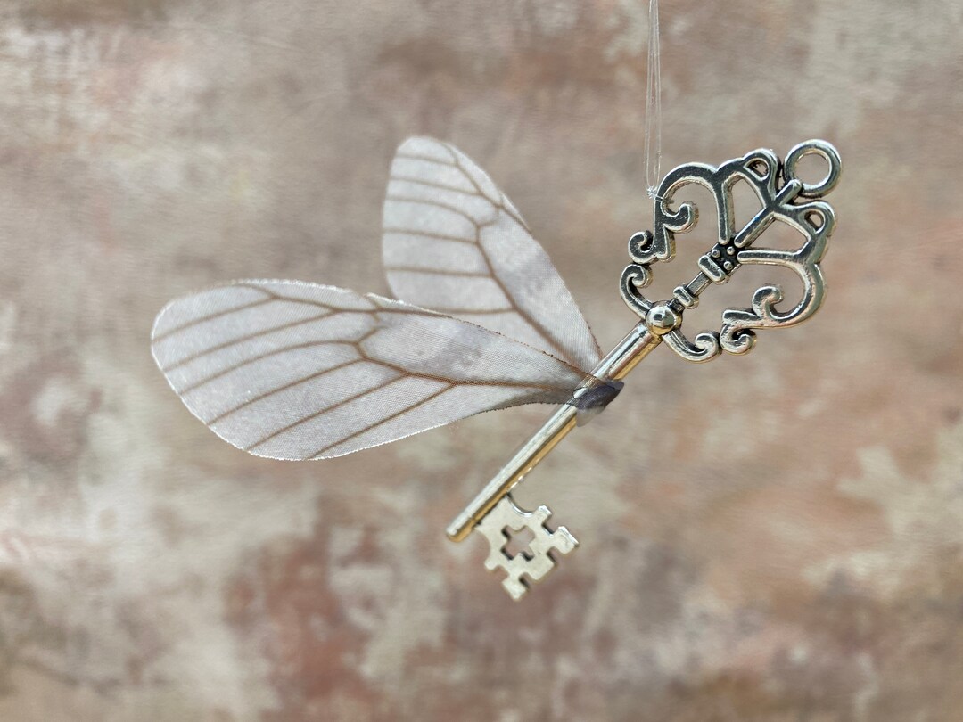 Silver Winged Keys: Magical Flying Key Decor! Whimsical Wedding ...