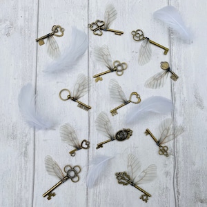Magical Flying Keys! Christmas Tree Winged Keys, Magic Party Decor ...