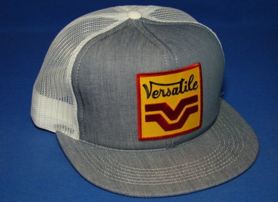 Versatile Tractor Logo