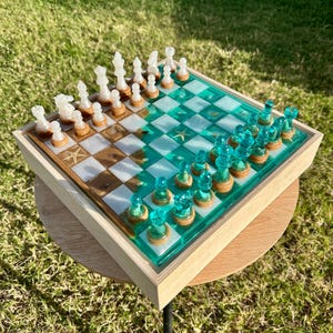 Beach Chess Set, Ocean Beach Themed Resin Chess Board and Pieces ...