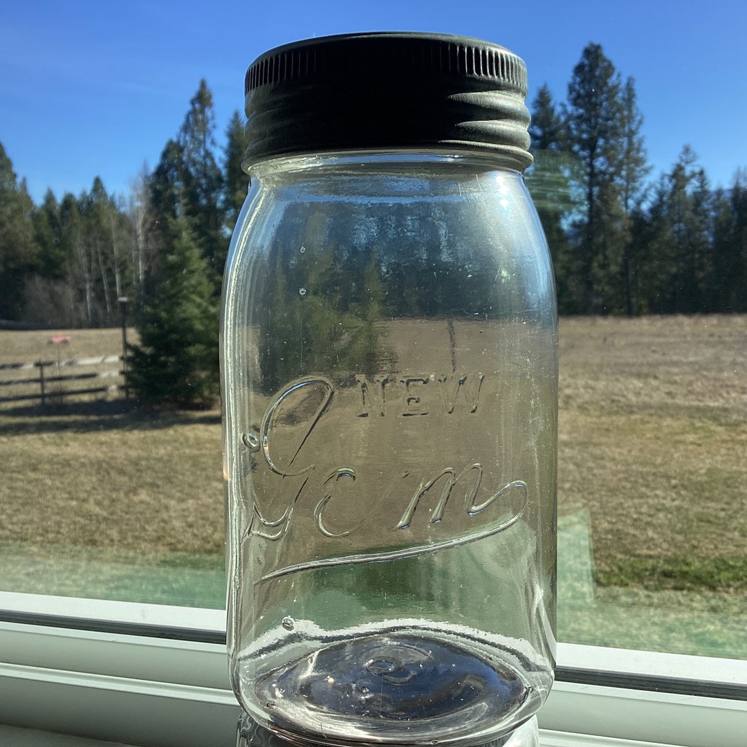 Vintage New Gem Quart Jar, Zinc Ring, Glass Lid 1910s Sydenham Glass ...