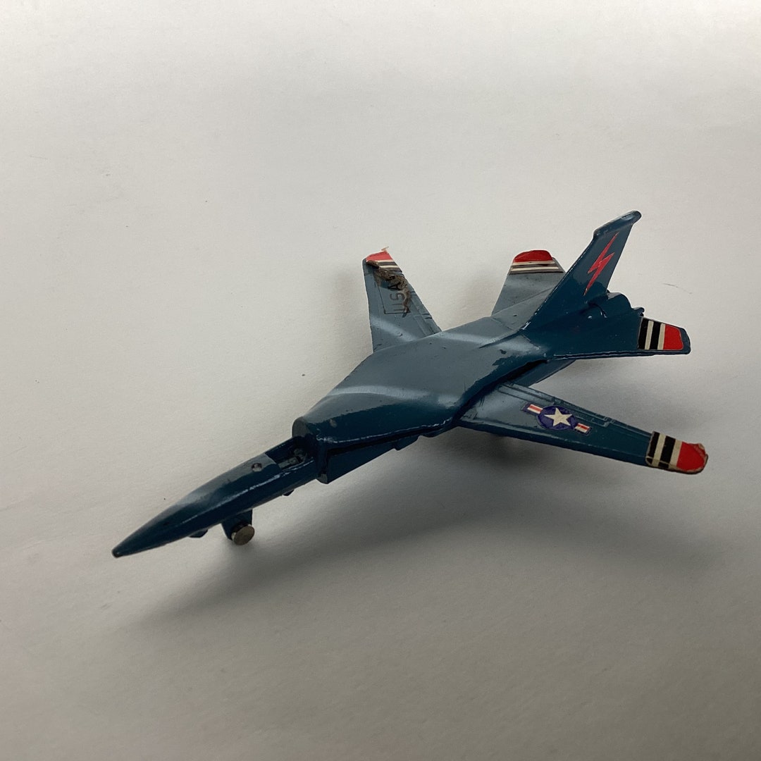 USAF F-111 Swing Wing Aircraft Die Cast, Made in Hong Kong, Vintage ...