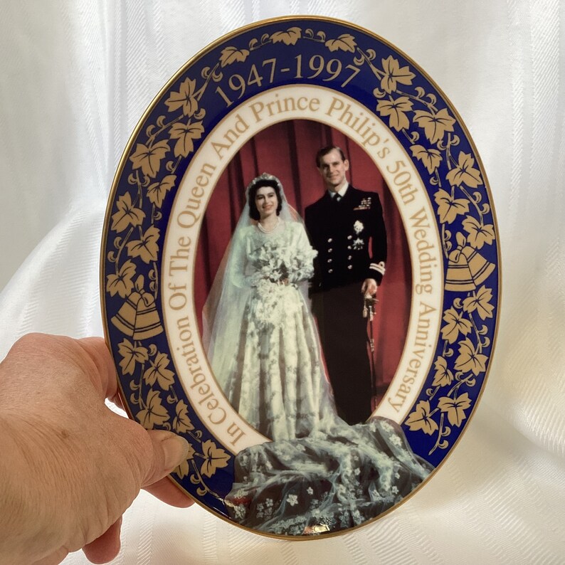 1997 50th Wedding Anniversary Oval Plate Queen Elizabeth II Prince ...