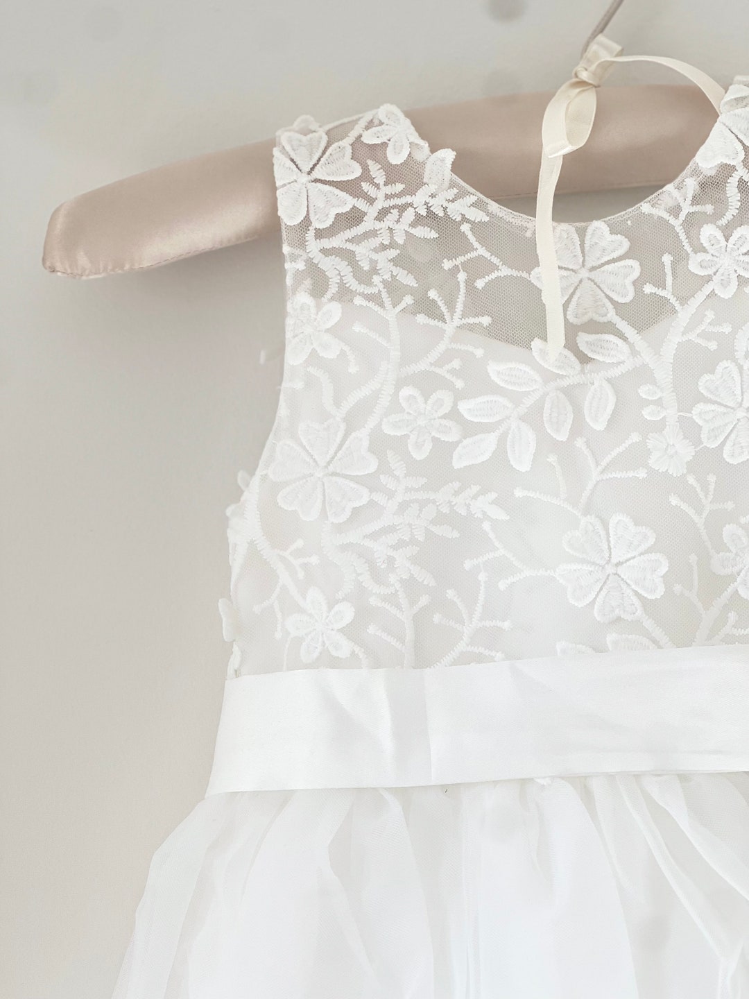 Girls White First Communion Dress, Sleeveless First Communion Gown ...