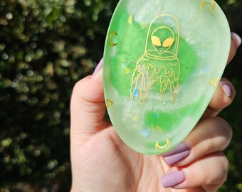 Gold Eyed Green Alien Ashtray, Alien Tray, Trinket Dish, Jewelry Dish ...