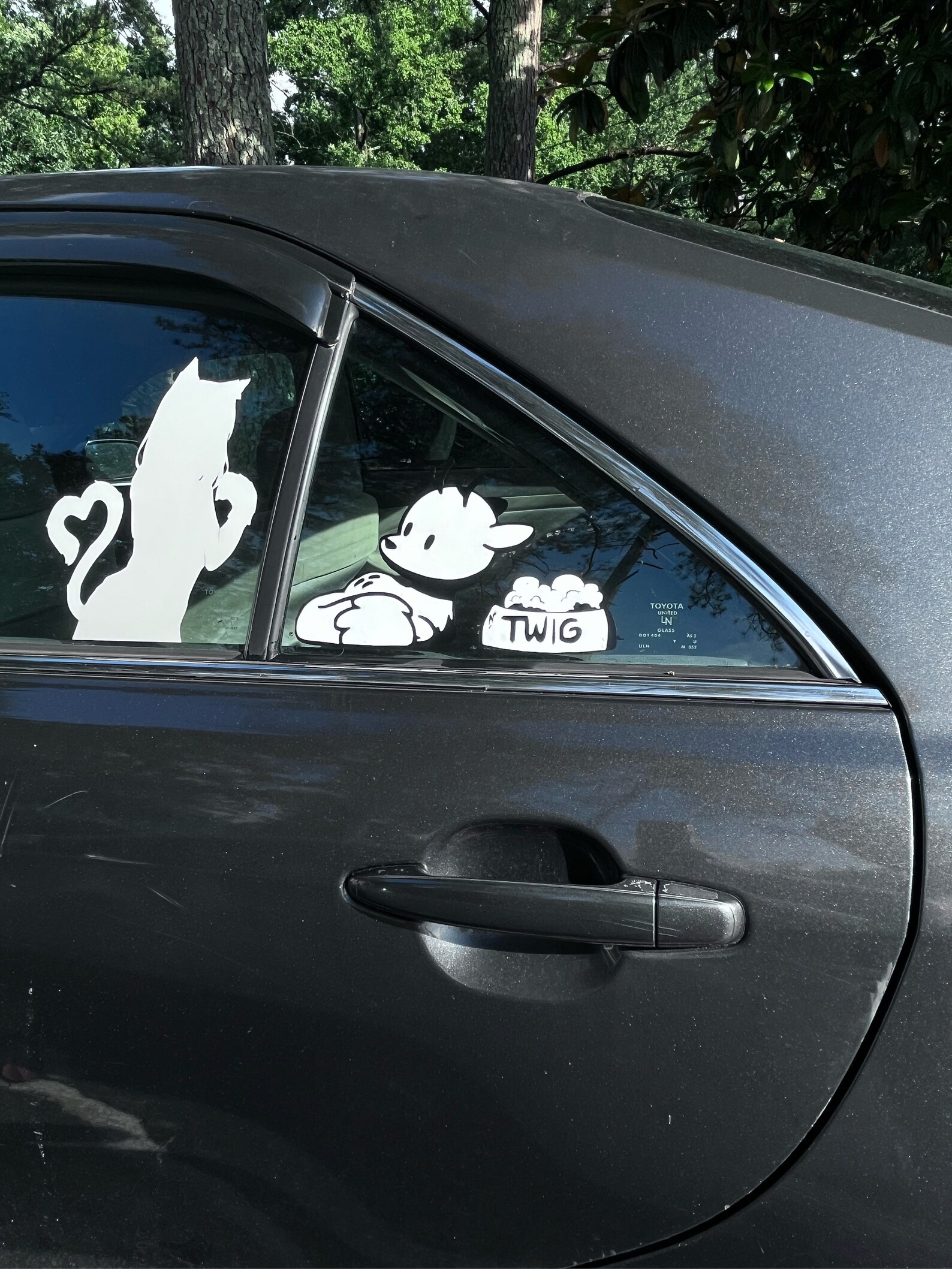 Twig Hilda Netflix Show Deer Fox Cartoon Character Vinyl Layered Black ...