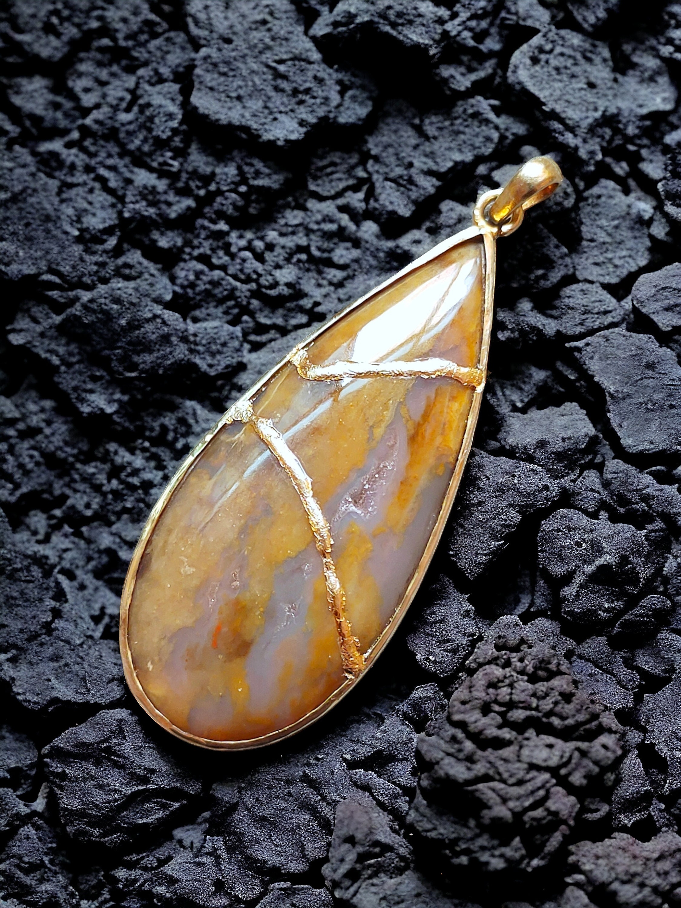 Pendant Repaired With Kintsugi Kintsukuroi Japanese Art 22k Gold Egg ...