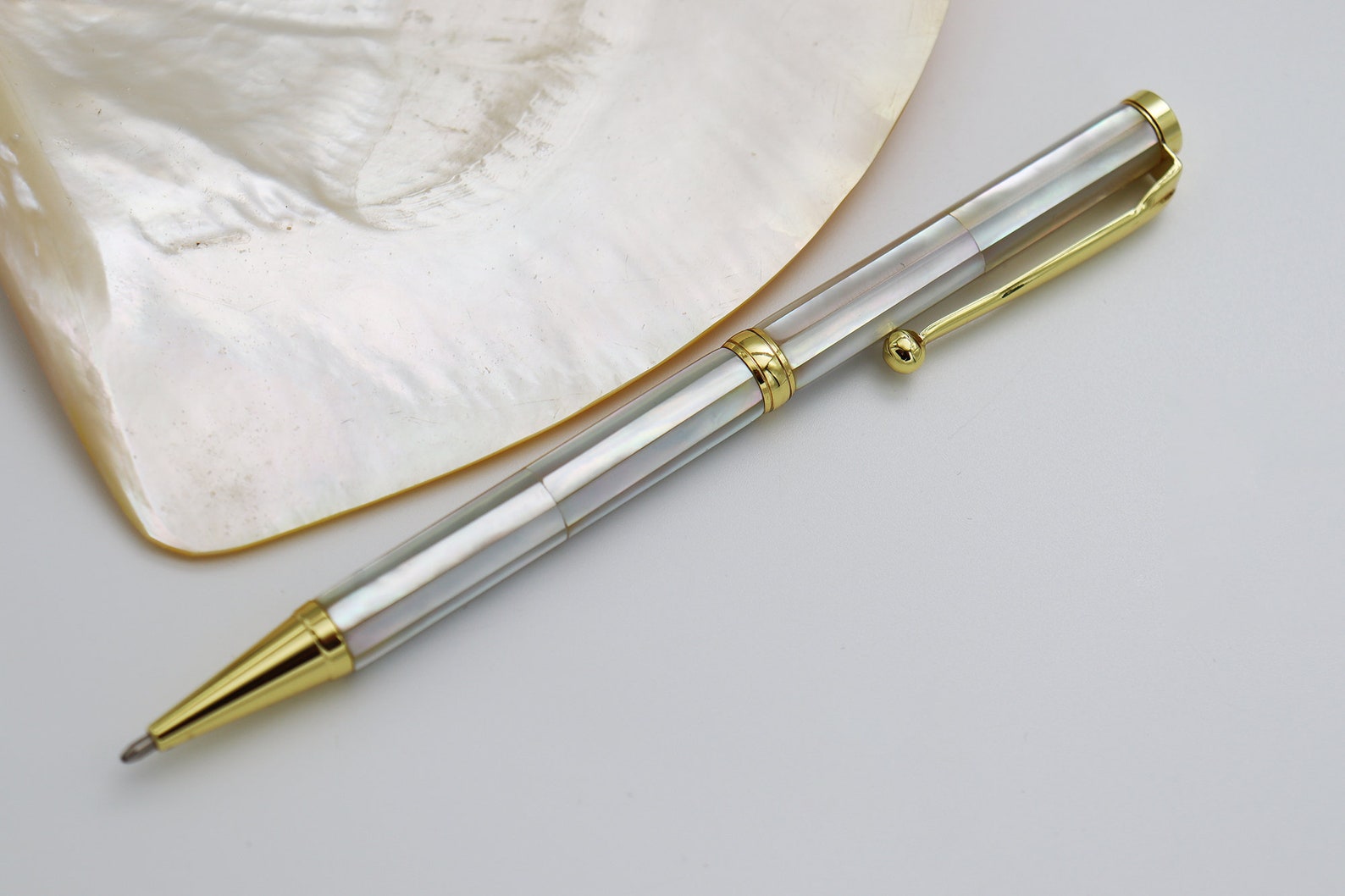 Natural Handmade White Sea Shell Rollerball Pen, Mother of Pearl ...