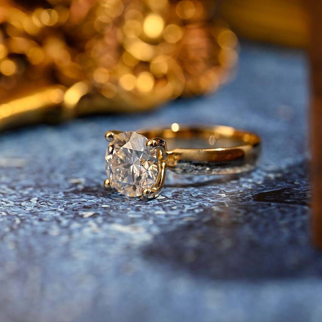 Round Cut Solitaire Moissanite Engagement Ring, 3.5mm Width Sturdy 9K ...