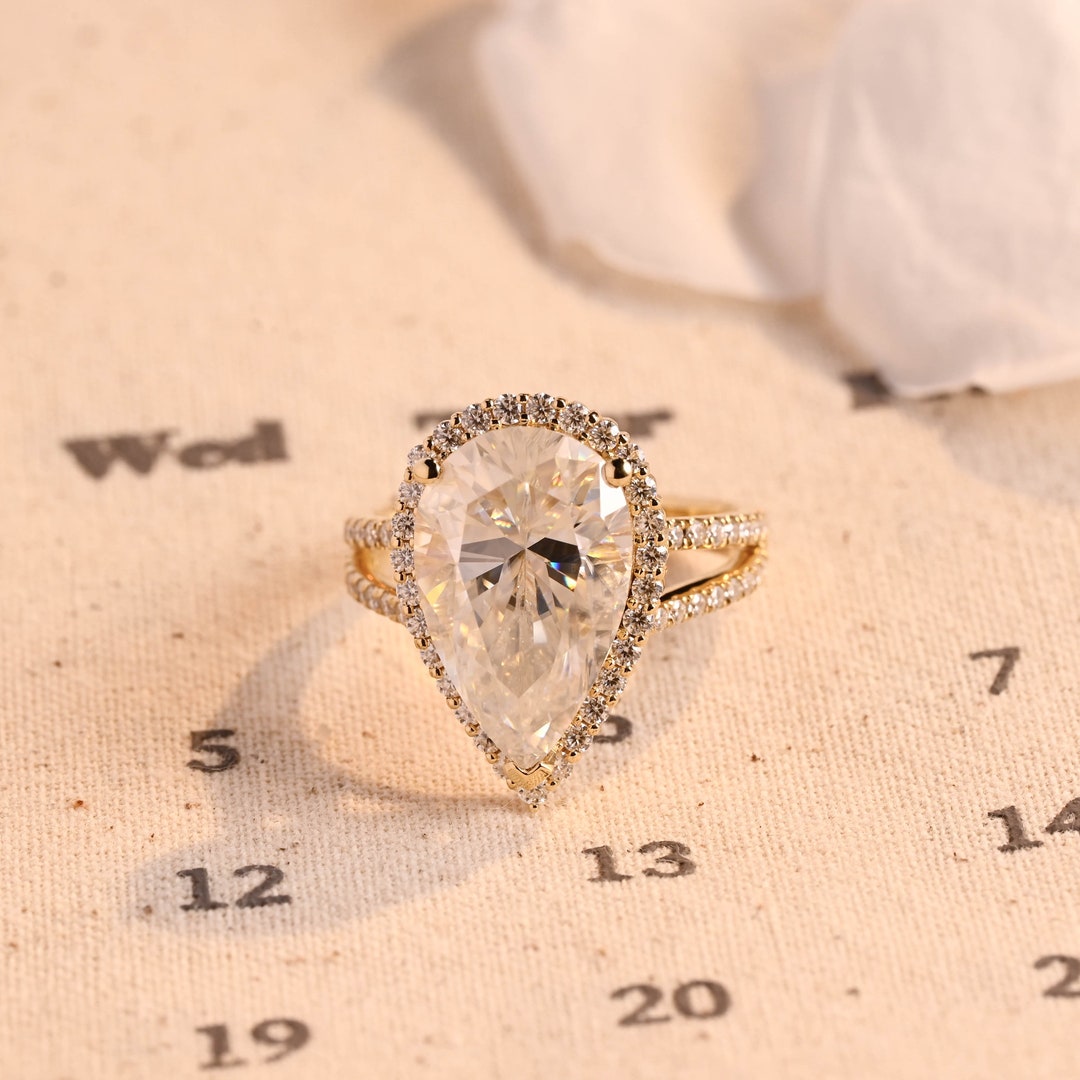 Split Shank Pear Cut Engagement Ring, Vintage Style Moissanite Wedding ...