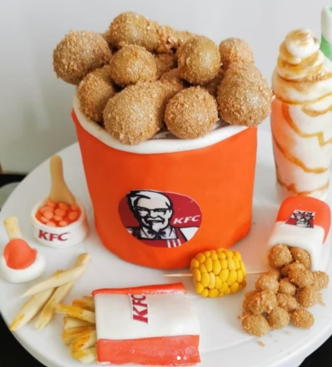 KFC Cake Cake and Topper Set / Birthday Cake - Etsy